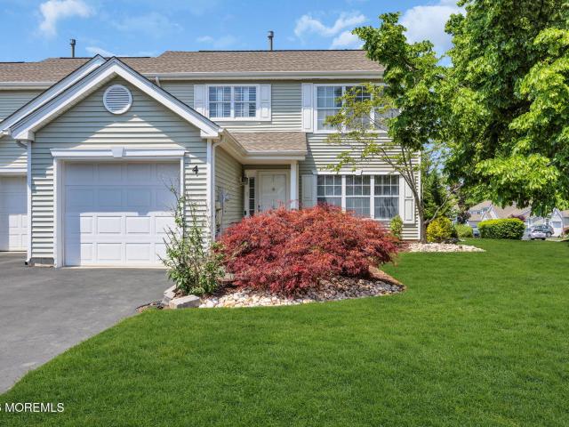 4 Aspen Lane