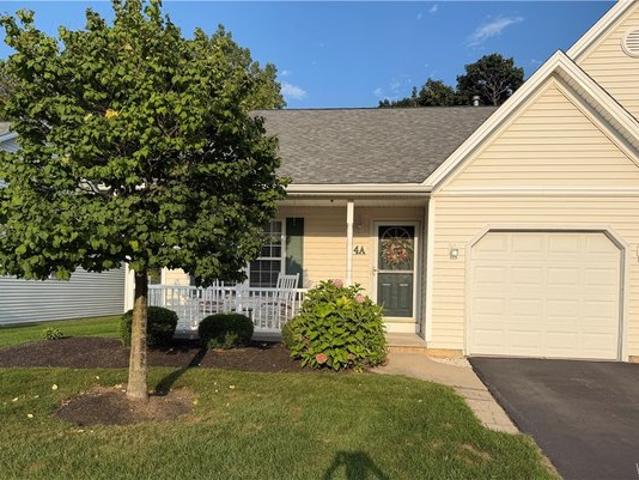 4 Astor Ridge Dr Apt A, Buffalo, NY 14228