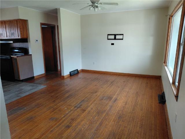4 Bush Avenue
