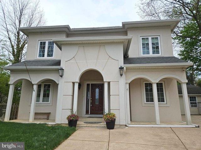 4 Burgundy Ct, Rockville, MD 20850