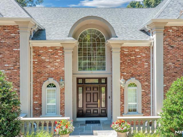 4 Baldwin Road