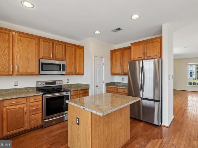 4 Barnum Drive