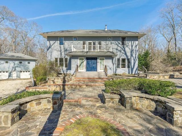 4 Bayview Ave, Shelter Island Heights, NY 11965
