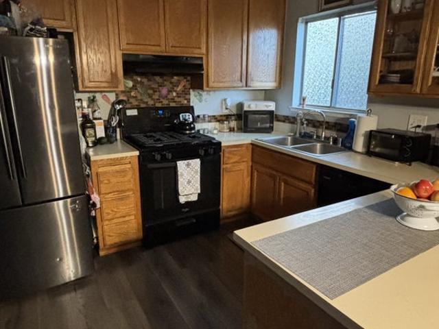 4 bd/2bth house rooms for rent