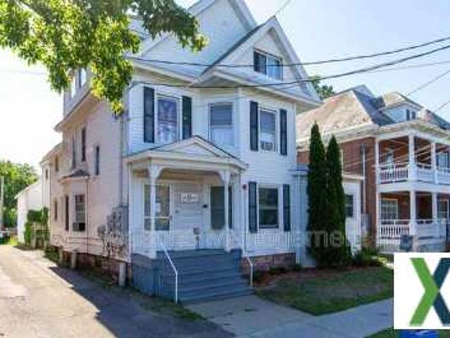 4 bd, 1 ba, 2000 sqft Apartment for rent Burlington, Vermont