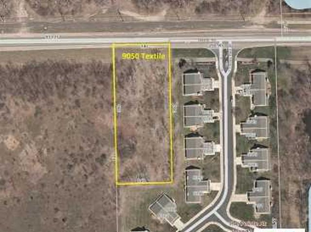 4 bd, 2 ba, 1000 sqft Condo for sale Ypsilanti, Michigan
