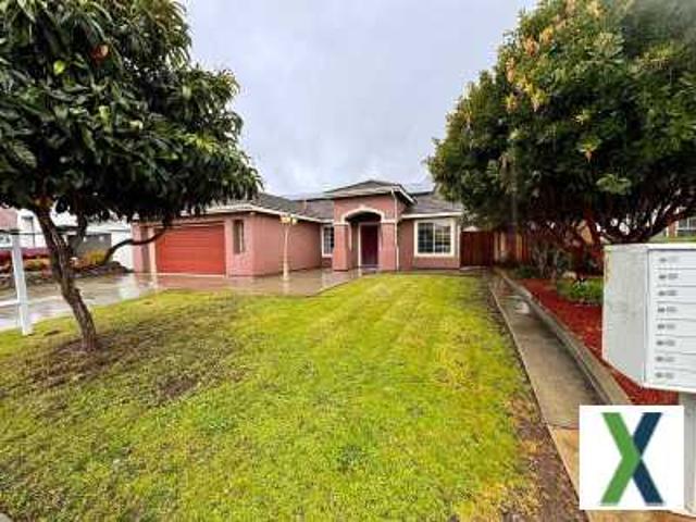 4 bd, 2 ba, 1232 sqft Home for sale Salinas, California