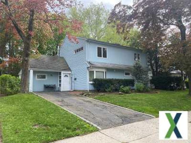 3 bd, 2 ba, 1500 sqft House for rent Port Washington, New York