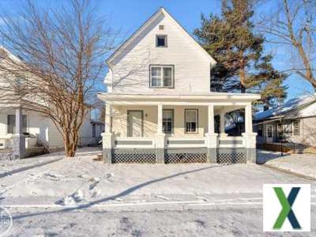 4 bd, 2 ba, 2026 sqft Home for sale Port Huron, Michigan
