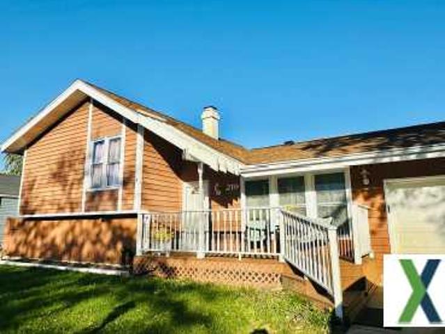 4 bd, 2 ba, 2107 sqft Home for rent Bolingbrook, Illinois