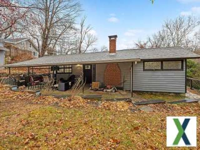 3 bd, 2 ba, 1720 sqft House for sale Southbury, Connecticut