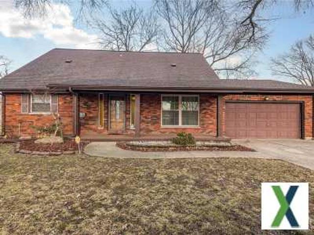4 bd, 3 ba, 1528 sqft Home for sale Granite City, Illinois