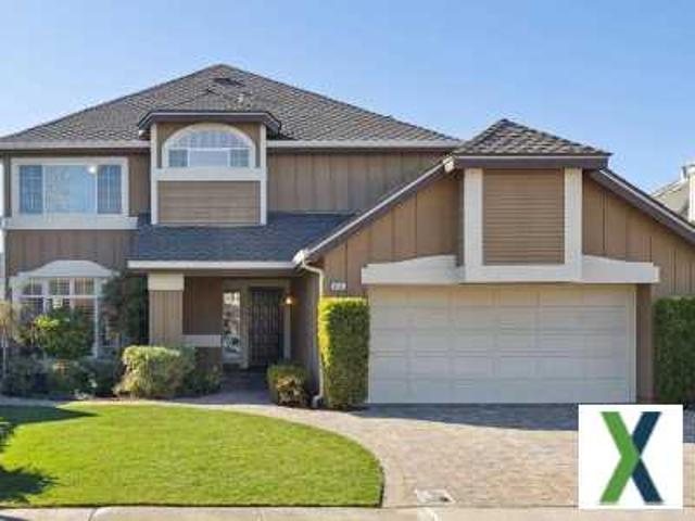 4 bd, 3 ba, 2320 sqft Home for sale Foster City, California