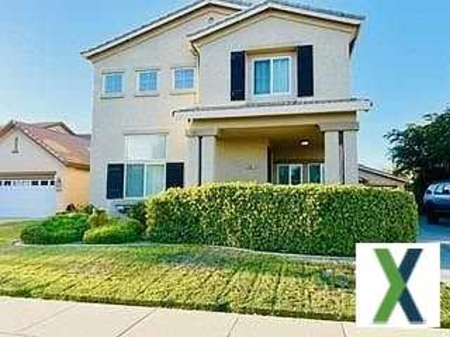 4 bd, 3 ba, 1712 sqft Home for sale Elk Grove, California
