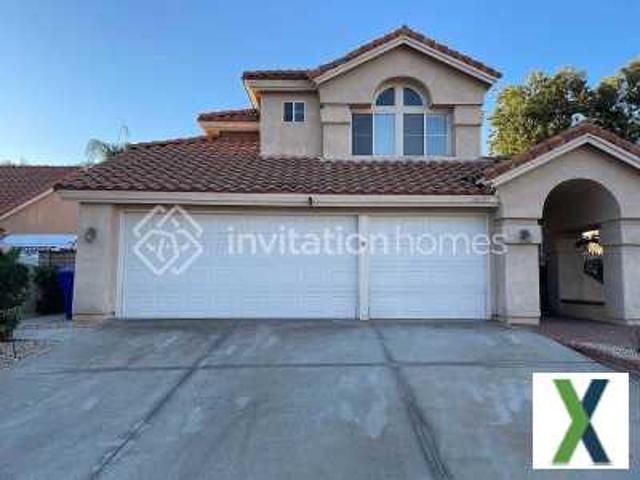 4 bd, 3 ba, 2010 sqft House for rent Highland, California