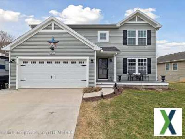 4 bd, 3 ba, 2022 sqft Home for sale Holt, Michigan