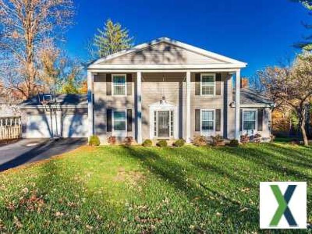 4 bd, 3 ba, 2464 sqft Home for sale Chesterfield, Missouri