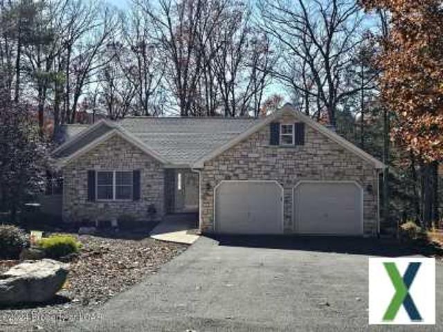 4 bd, 3 ba, 3000 sqft Home for sale Hazleton, Pennsylvania
