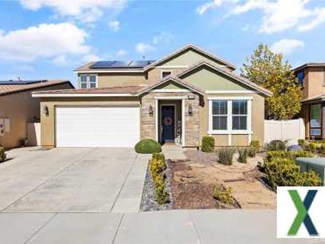 4 bd, 3 ba, 2243 sqft Home for sale Beaumont, California