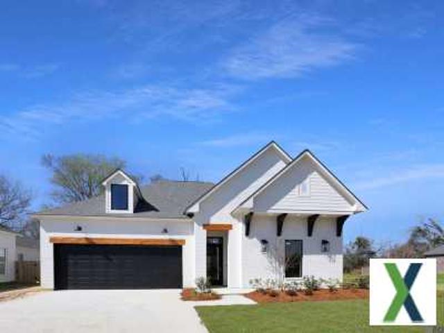4 bd, 4 ba, 2199 sqft Home for sale Prairieville, Louisiana