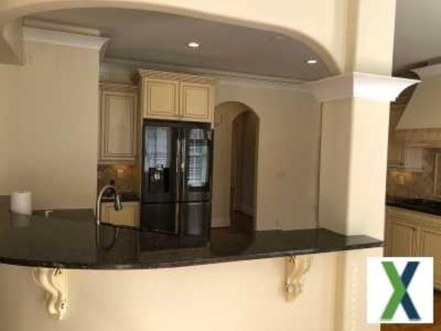 4 bd, 4 ba, 2234 sqft House for rent Matthews, North Carolina