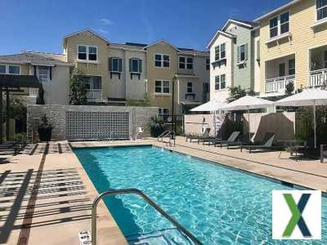 4 bd, 5 ba, 1487 sqft Townhome for rent Goleta, California