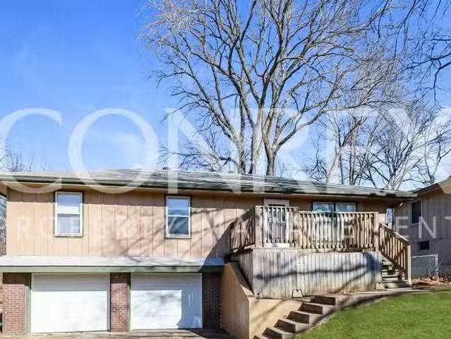 4 bdrm, 2 bath Raised Ranch! 412 Northwest 78 Terrace
