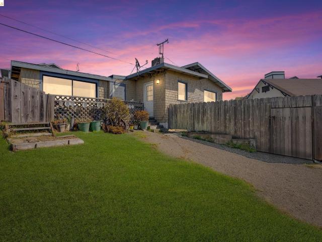 4 Beach Ave, Dillon Beach, CA 94929 | MLS #41125 | Compass