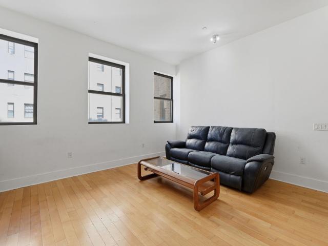 4 Beacon Way # 1613