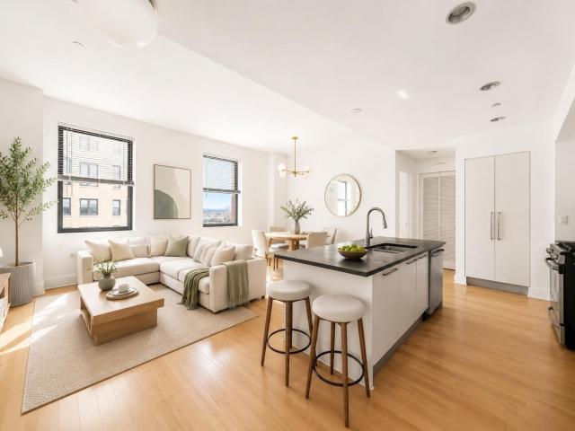 4 Beacon Way # 1804
