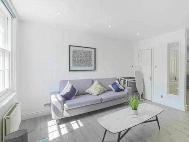 4 Beauchamp Pl | Studio apartment for rent #165114452 | Rentberry