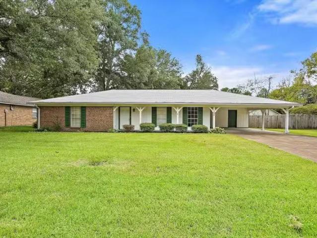 4 bed/2bath Rental Available in Madison County School District.
