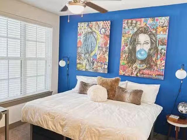 4 Bed 4 Bath