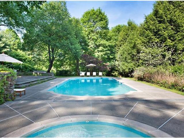 4 Bed 4 Bath House 8 ENOCH CROSBY RD for sale in Brewster, New York