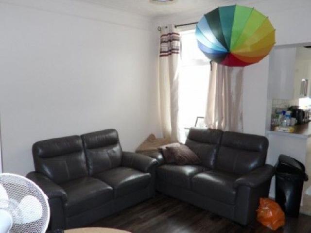 4 Bed 4 Bed Student House For 2019/20