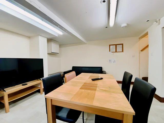 4 Bed 2 Bath