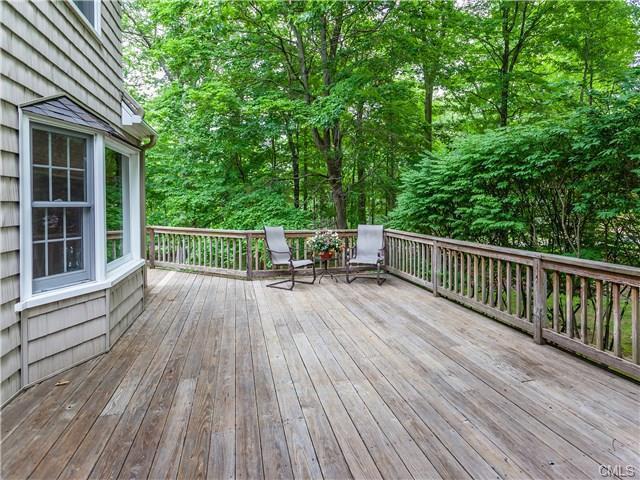 4 Bed 2 Bath House 37 WINSTON DR for sale in Washington Depot, Connecticut
