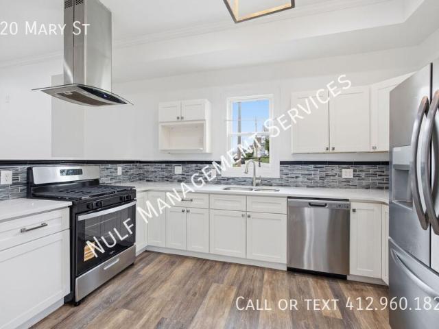 4 bed, 2 bath in McKees Rocks