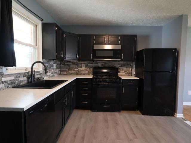 4 Bed 2 Bath Single Family Home Lexington