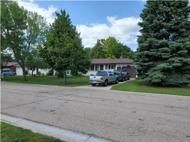 4 bed, 2 bath Single Family Home