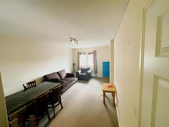 4 Bed 3 Bath