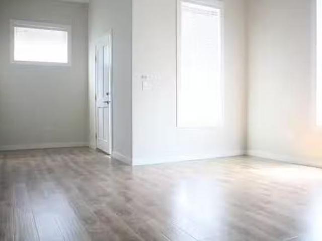 4 Bed 3 Bath