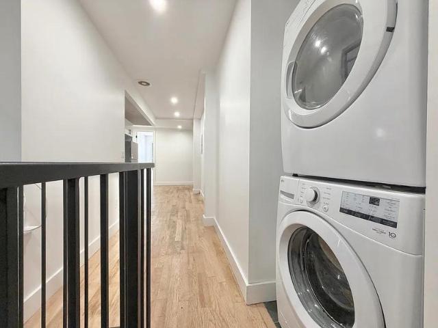 4 Bed 3 Bath Duplex