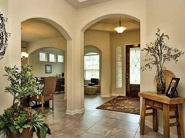4 Bed 3 Bath House 213 LOMBARDIA DR for sale in Austin, Texas