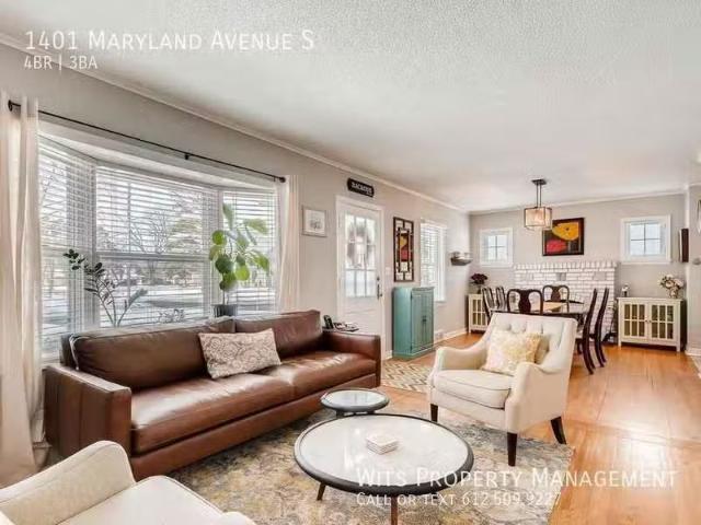 4 Bed 3 Bath House in St Louis Park with 2 Car Garage, Fenced.