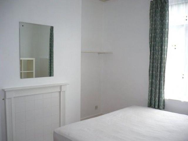 4 bed 3 storey hmo student house