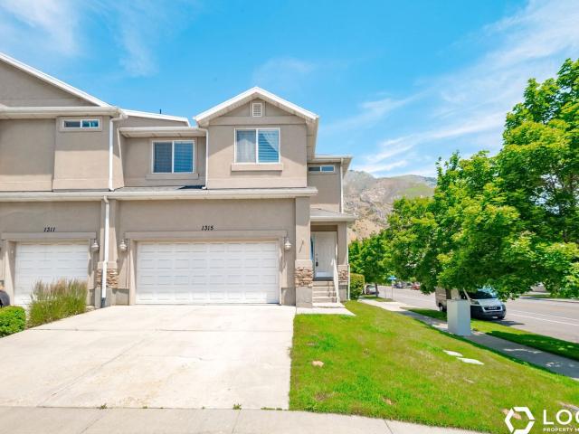 4 Bed / 3.5 Bath Row End Townhome for Rent in Provo, UT – $2,395