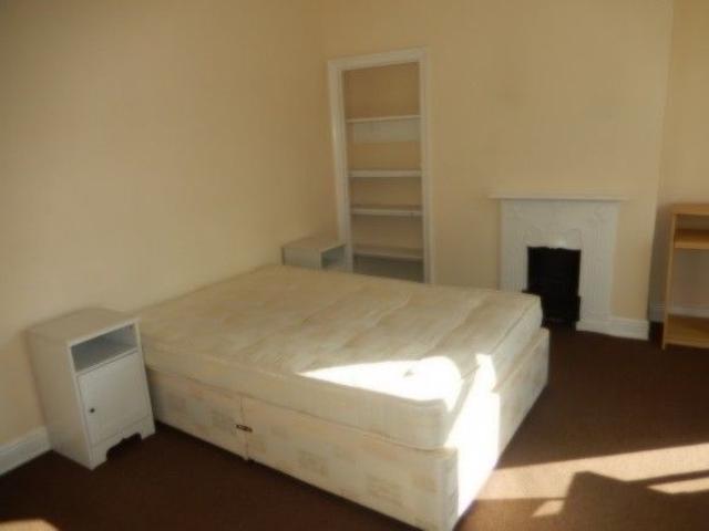 4 Bed Terrace house Hardy street