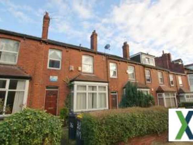 4 bed terraced house to rent