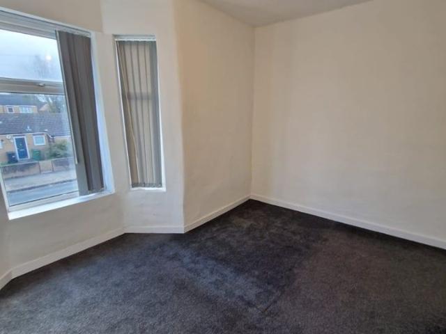 4 Bed Terraced House, Vittoria Street, CH41